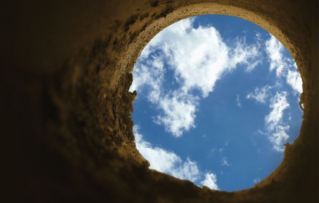 hole through earth | science with dr karl | national geographic kids